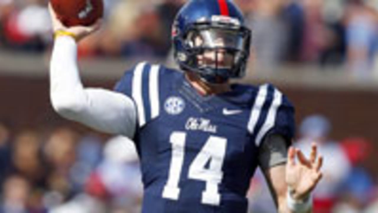 Bo Wallace, Rebels defense keep Ole Miss unbeaten