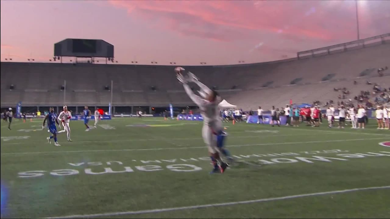 Team USA flag football player Bruce Mapp climbs ladder to secure ...