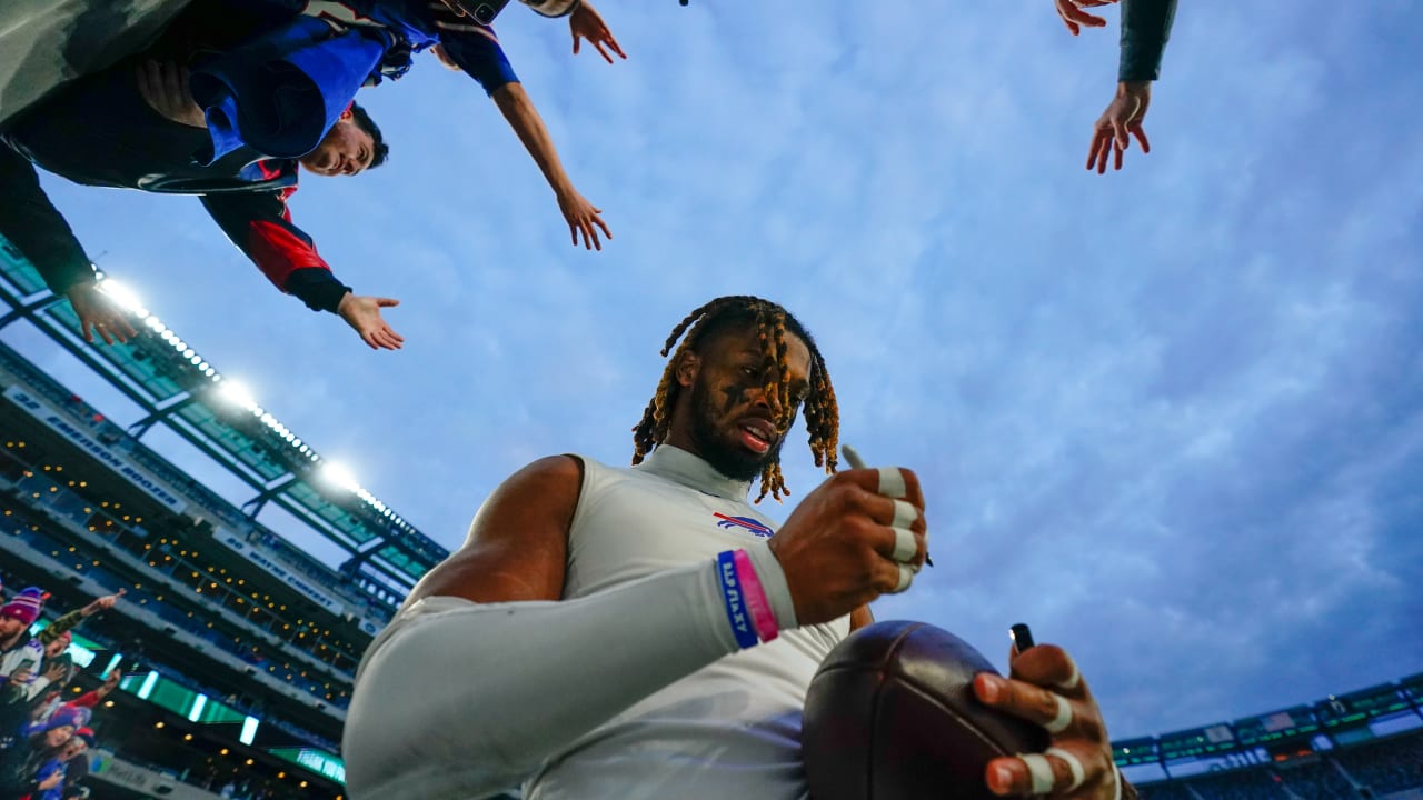 Bills safety Damar Hamlin receives outpouring of support; fans donate ...