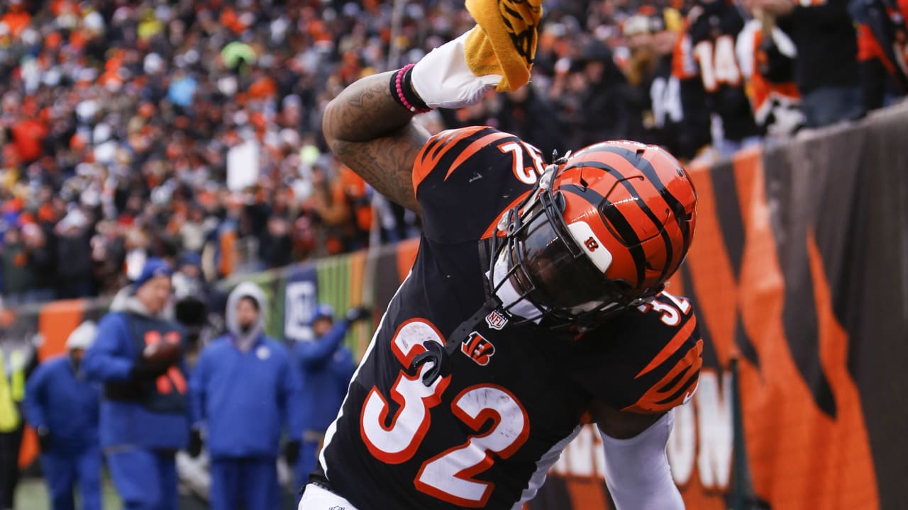 Jeremy Hill gets in Twitter spat over Terrible Towel use