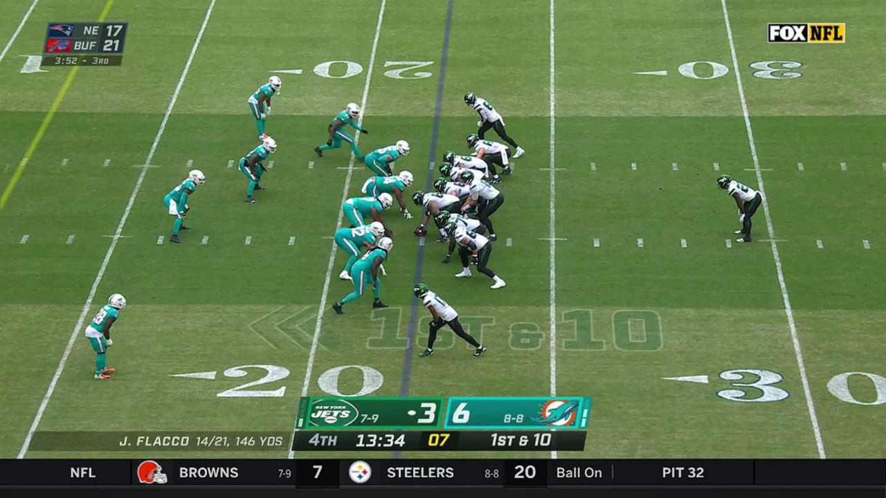 Miami Dolphins linebacker Jaelan Phillips cannot be contained for TFL ...