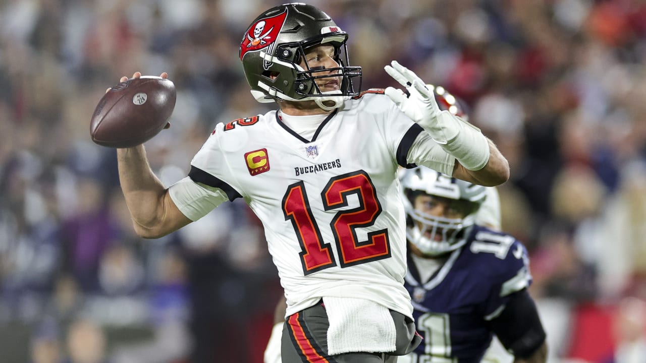 What should Tampa Bay Buccaneers quarterback Tom Brady do next season? | 'NFL GameDay Morning'