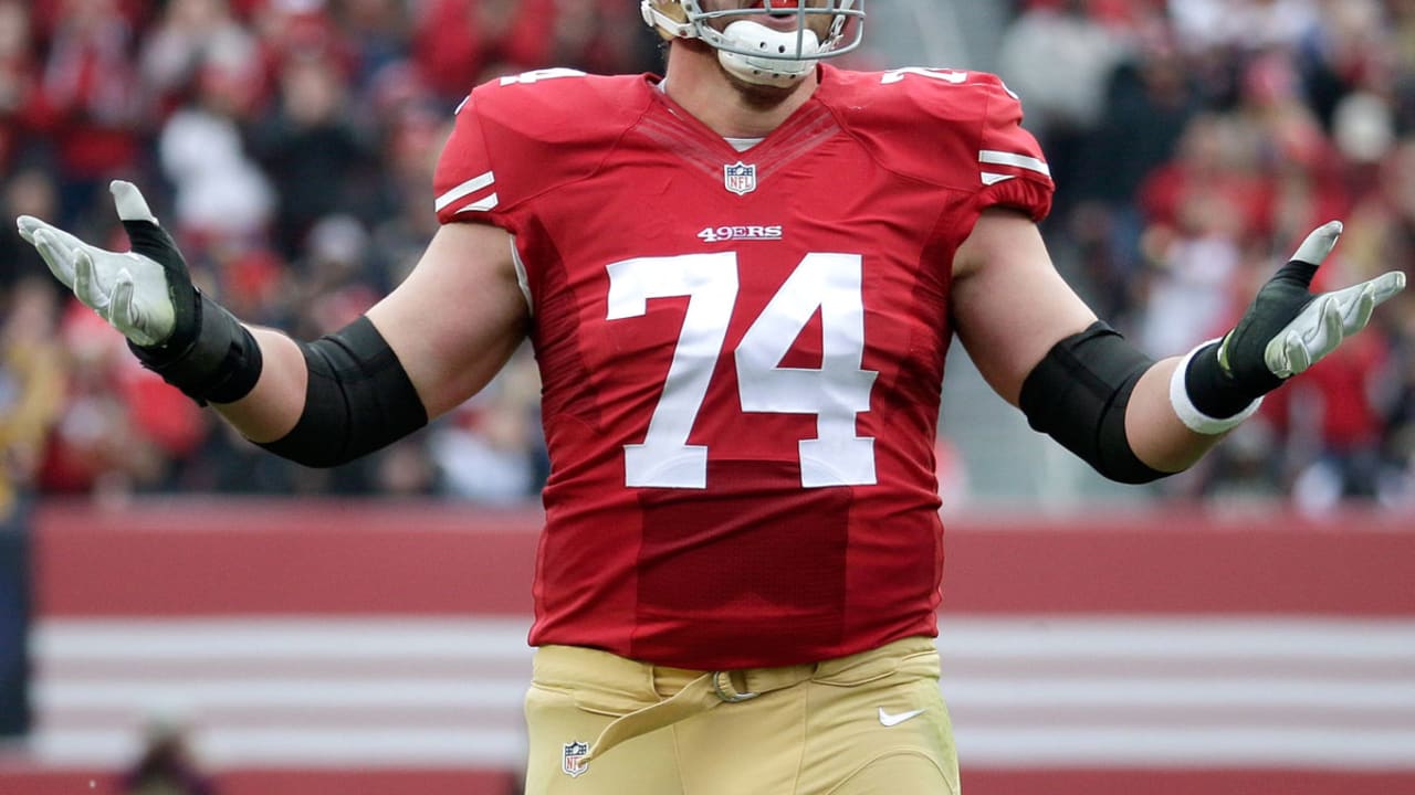 Niners LT Staley: Rebuilding 'a waste to guys like me'