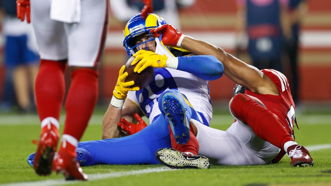 Los Angeles Rams tight end Tyler Higbee boxes out San Francisco 49ers ...