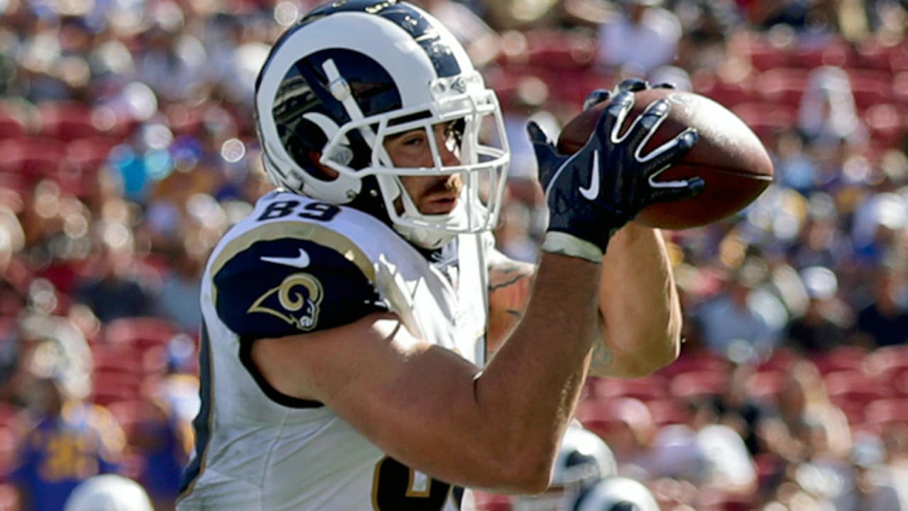 Jared Goff finds open Tyler Higbee for 3-yard TD