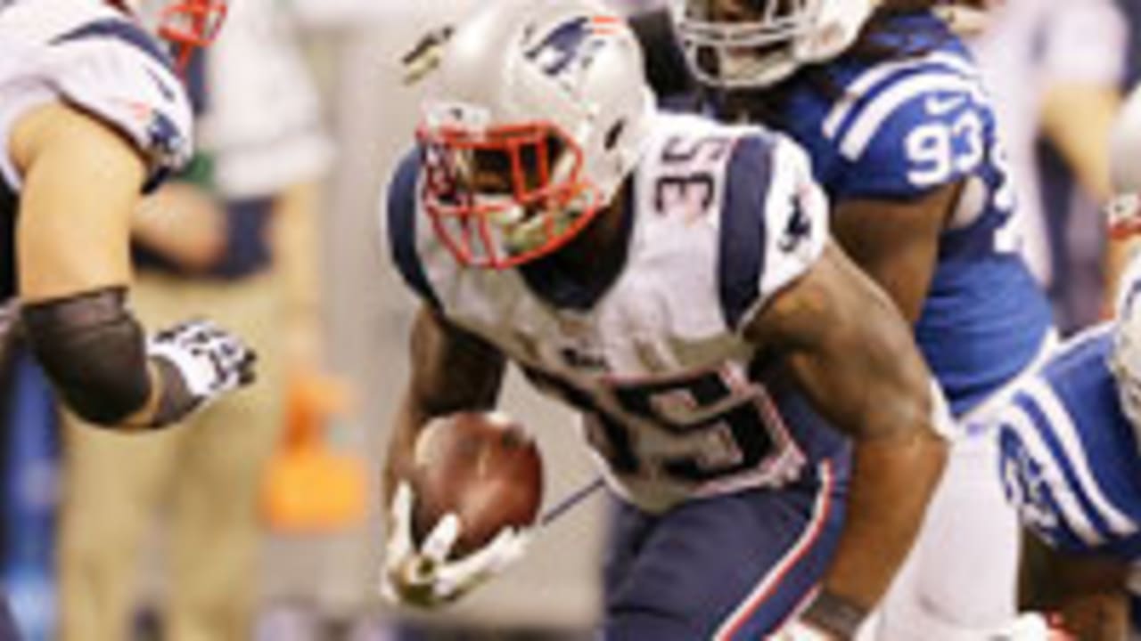 Jonas Gray's four-touchdown game leads Patriots to win