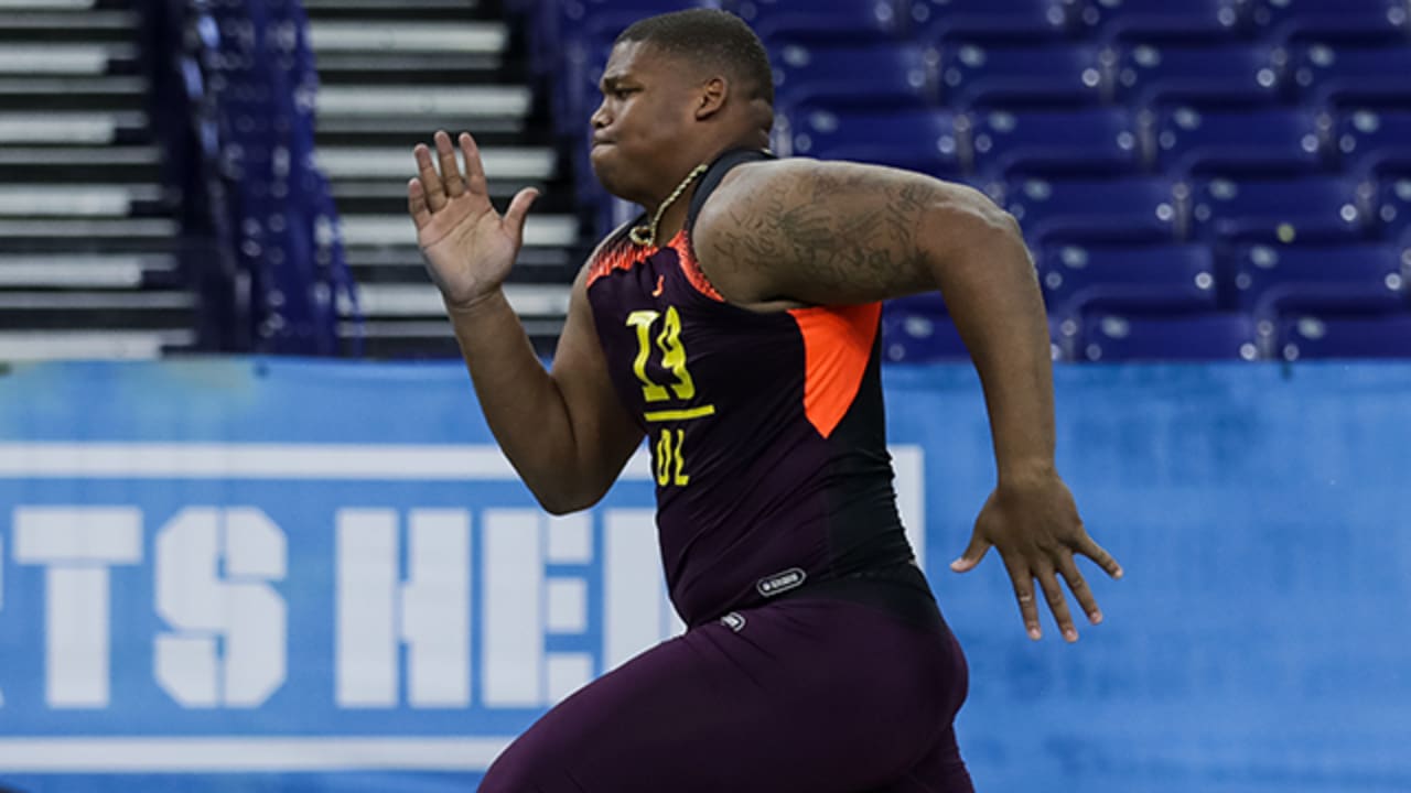 Alabama defensive lineman Quinnen Williams runs an official 4.83 40 ...