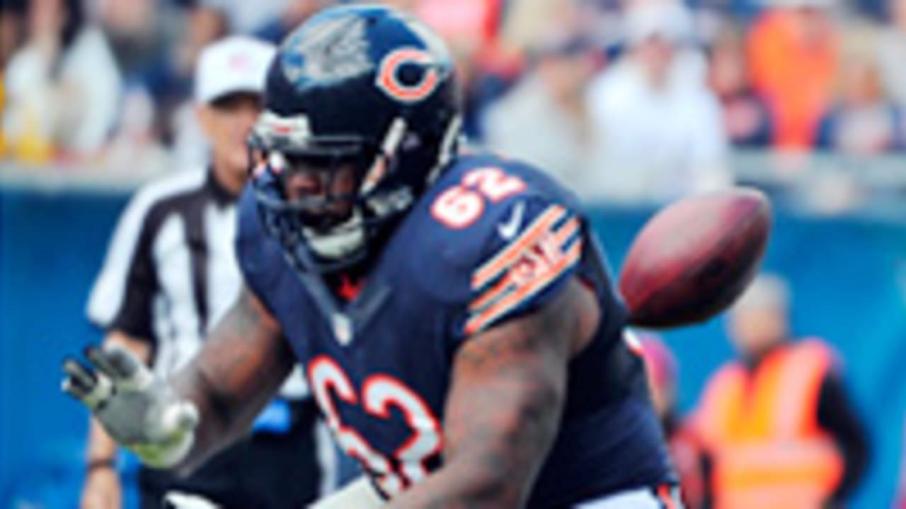 Chilo Rachal returns, but Chicago Bears end his season