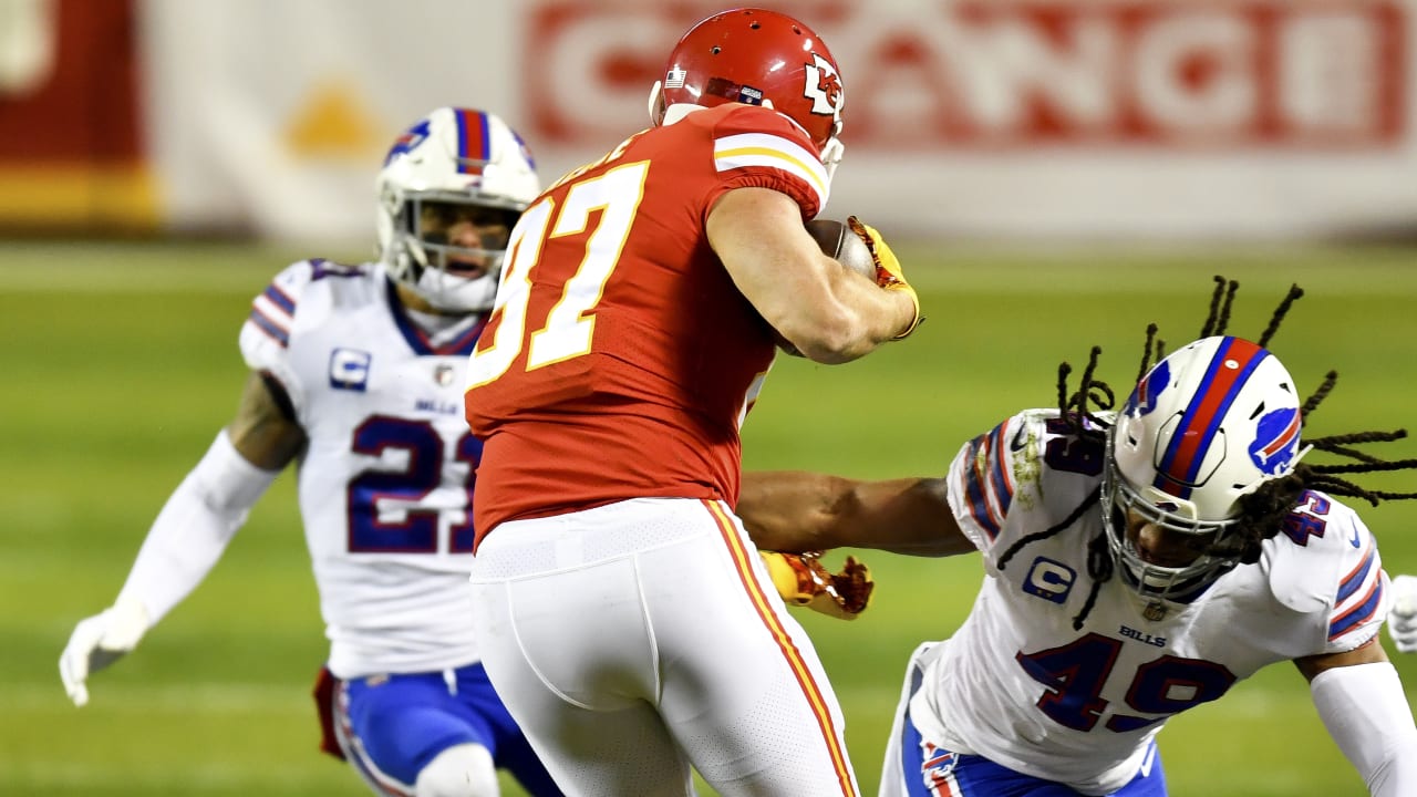 Kansas City Chiefs quarterback Patrick Mahomes' pump fake helps open up ...