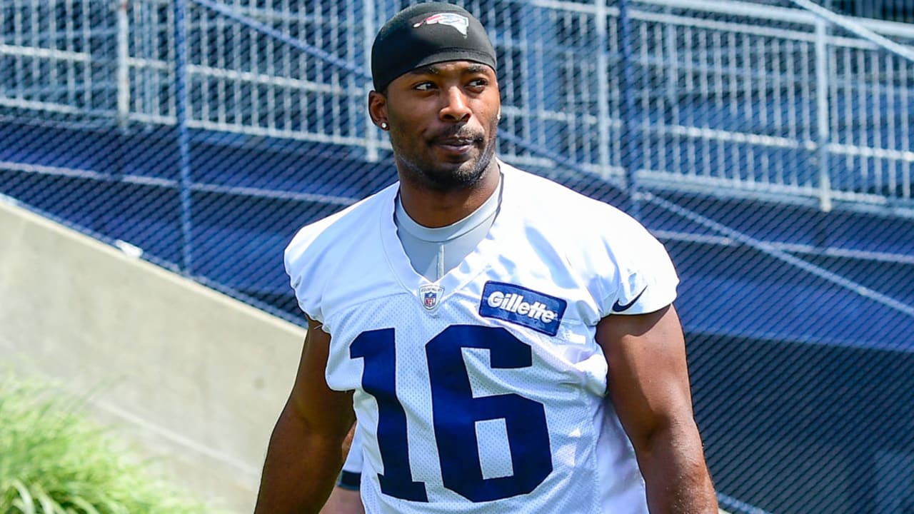 Andrew Hawkins announces retirement from NFL