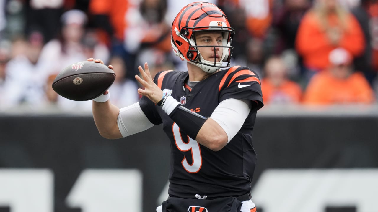 NFL Fantasy 2023 Start 'Em, Sit 'Em: Quarterbacks for Week 8
