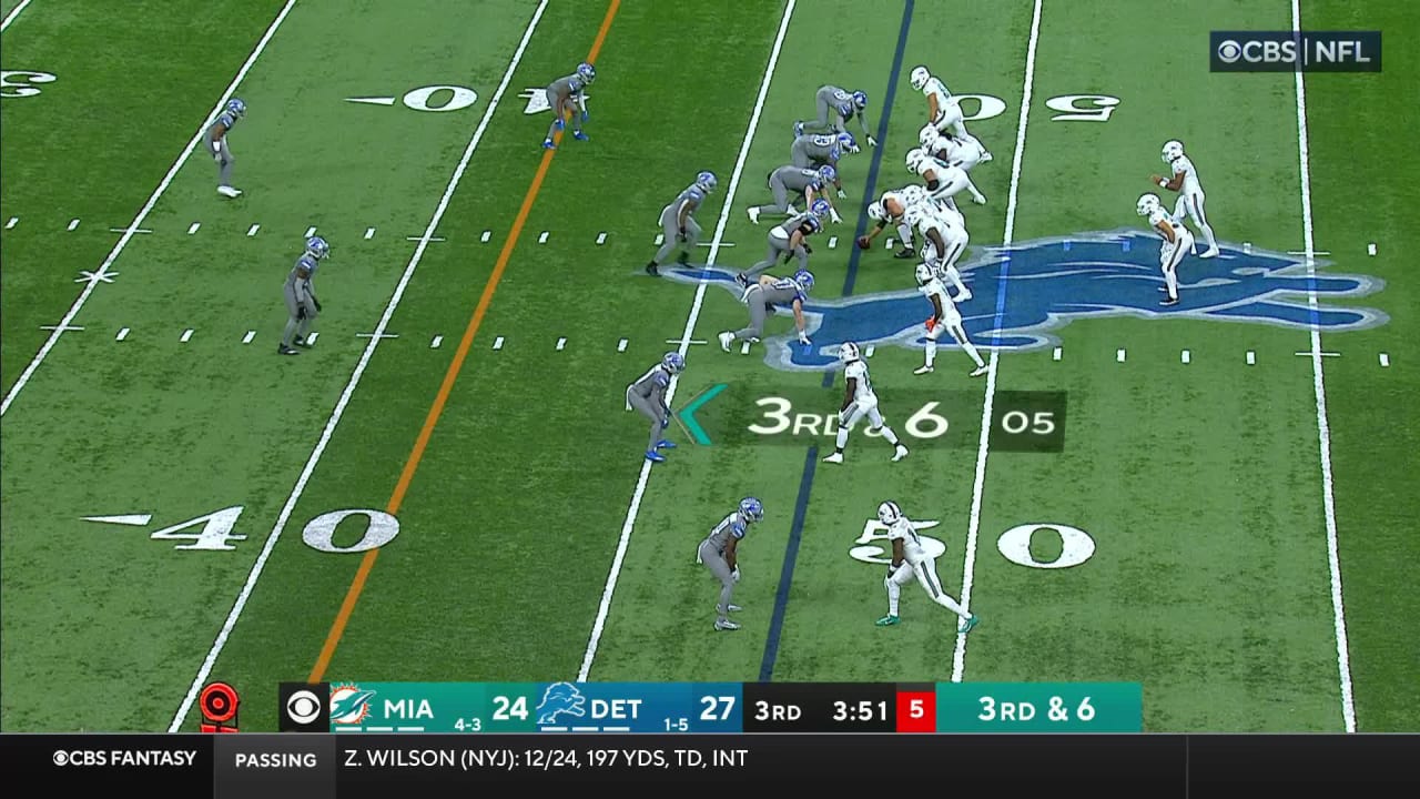 Miami Dolphins quarterback Tua Tagovailoa shakes free from collapsing ...