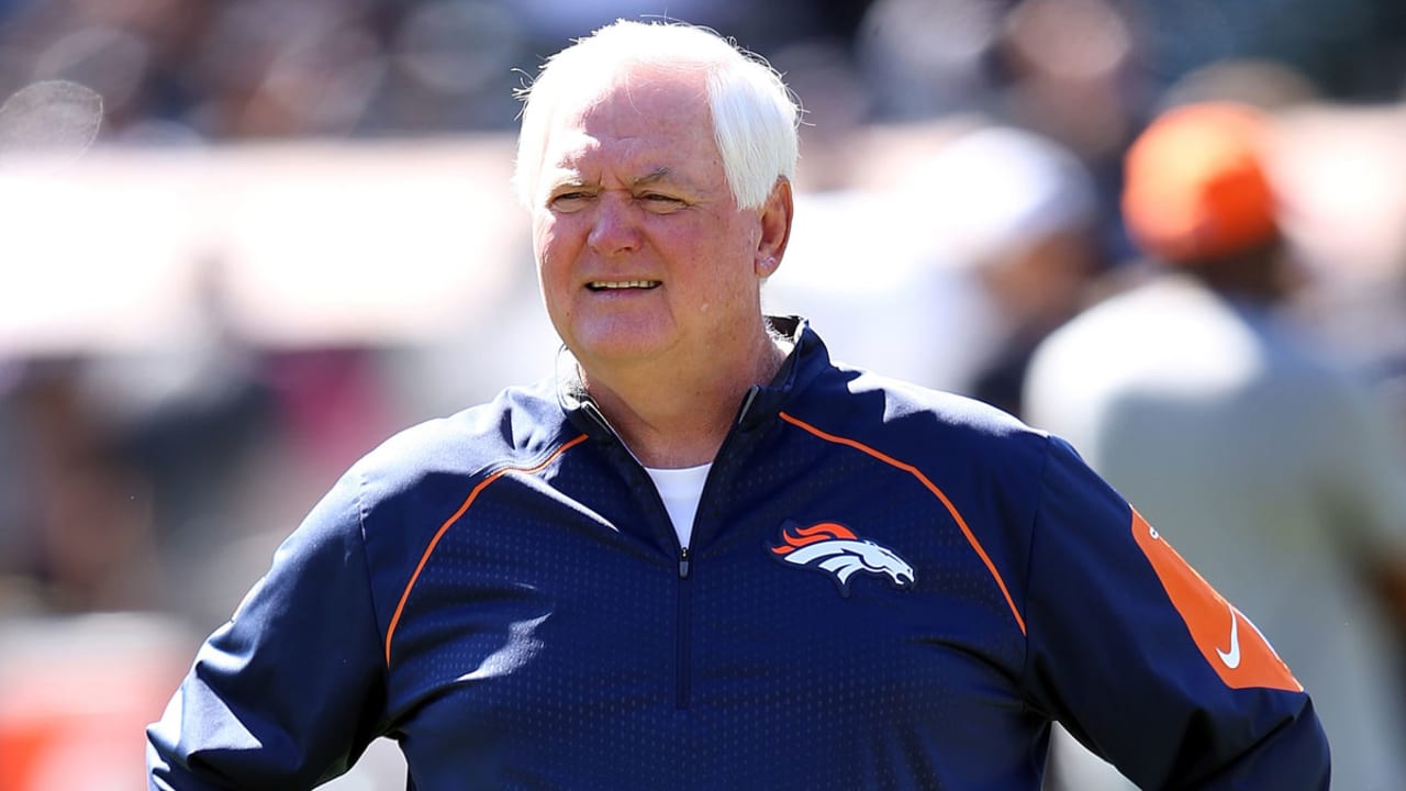 Wade Phillips throws epic Twitter shade at Packers