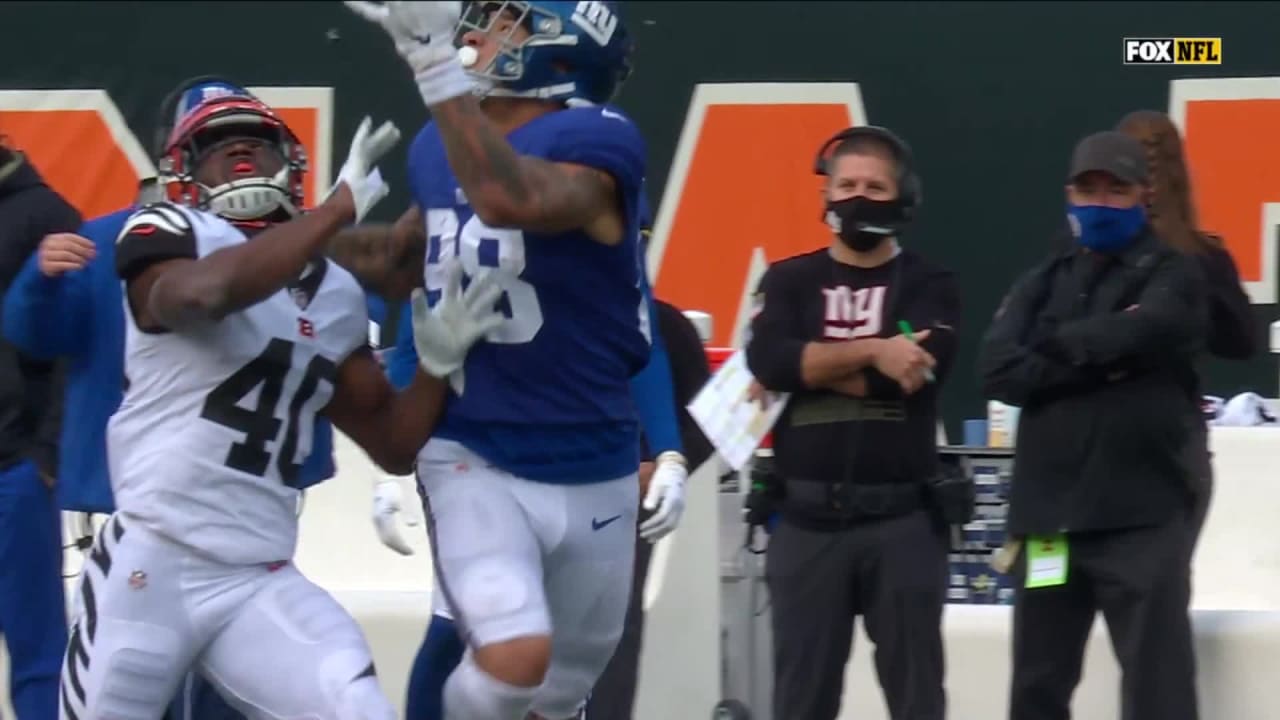 New York Giants tight end Evan Engram somehow comes up with impressive ...