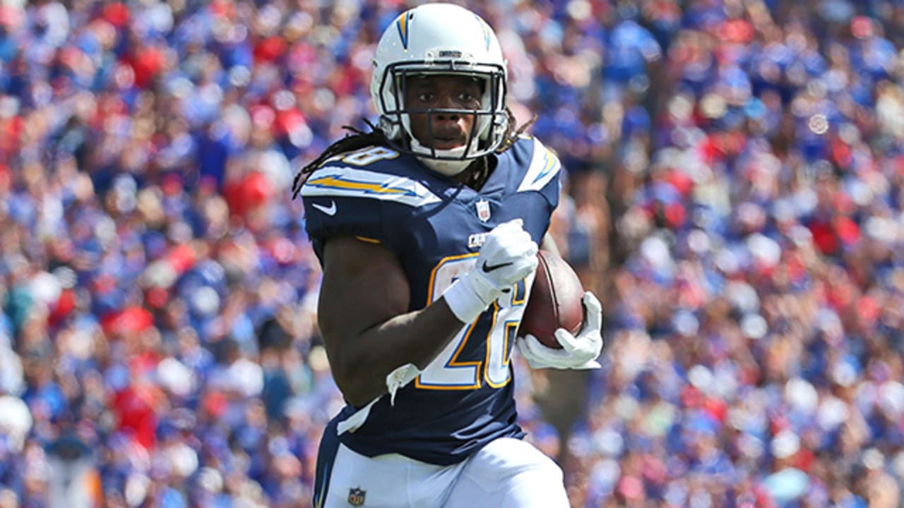 Gordon runs into the open field for TD