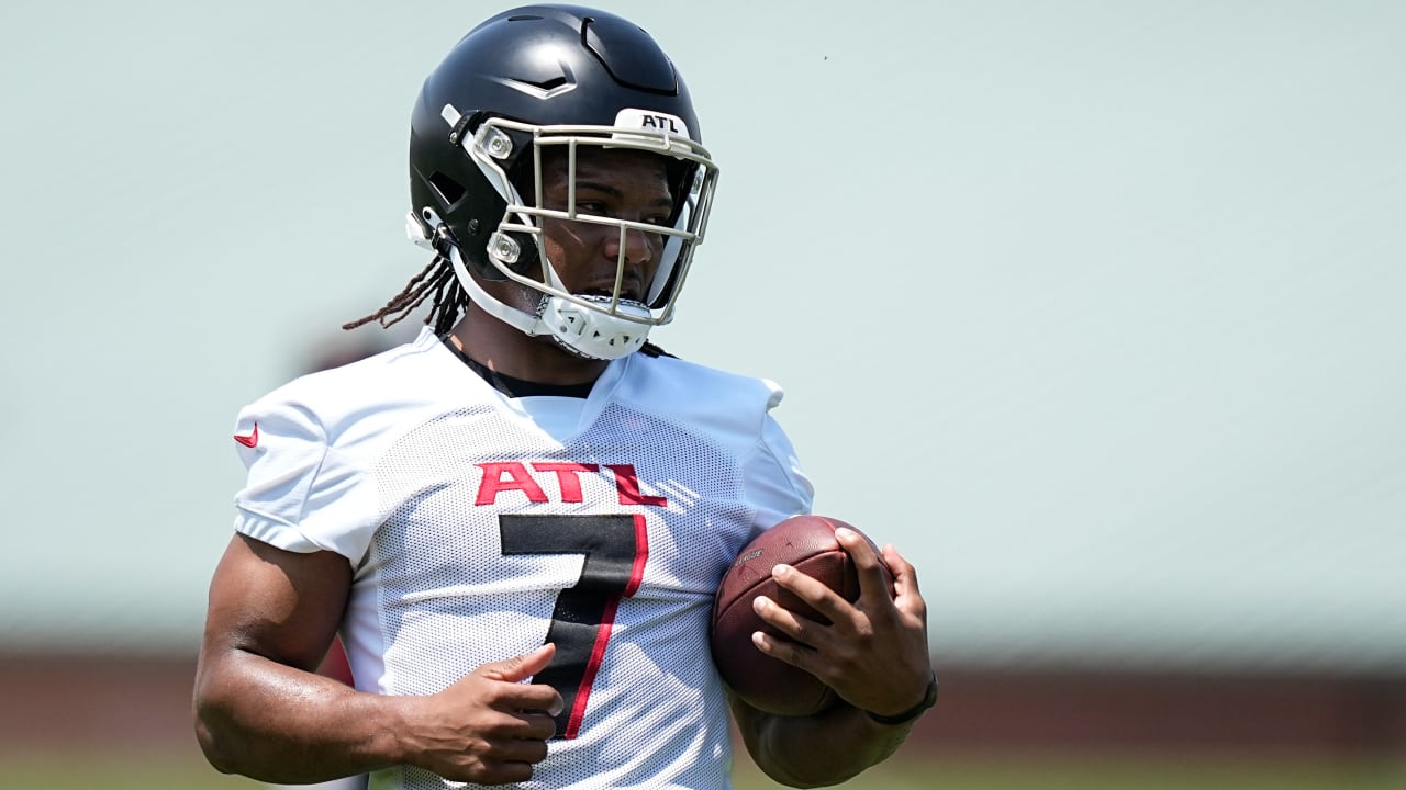 Top 10 NFL Offensive Rookie of the Year candidates in 2023: Bijan ...