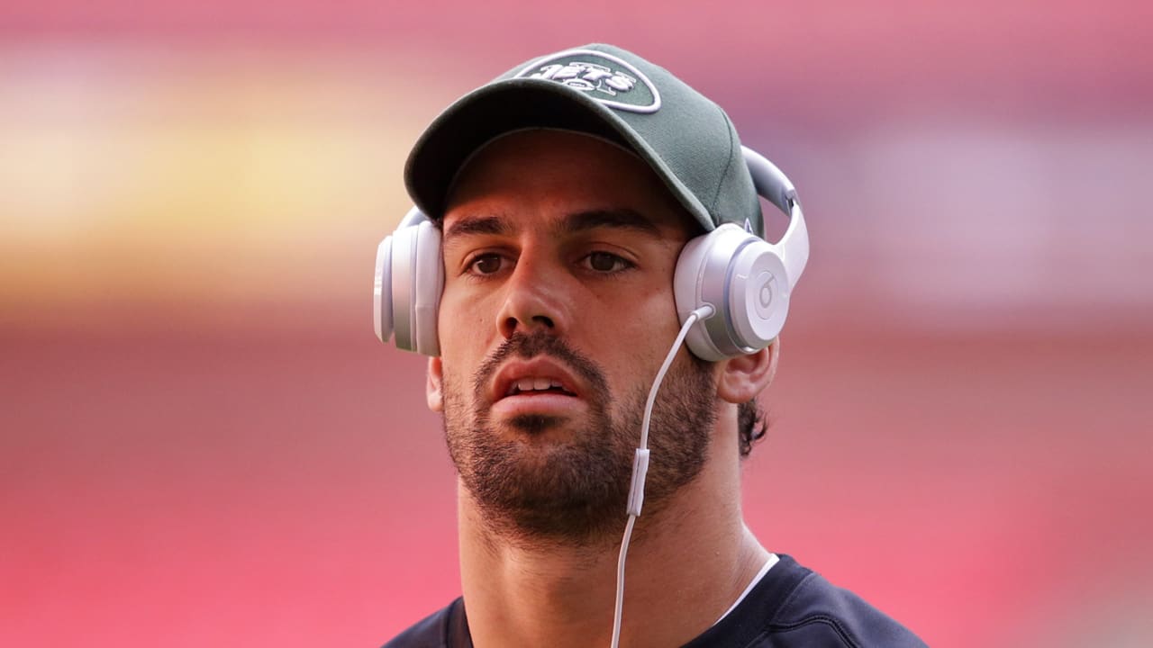 Jets WR Eric Decker active for clash with Dolphins