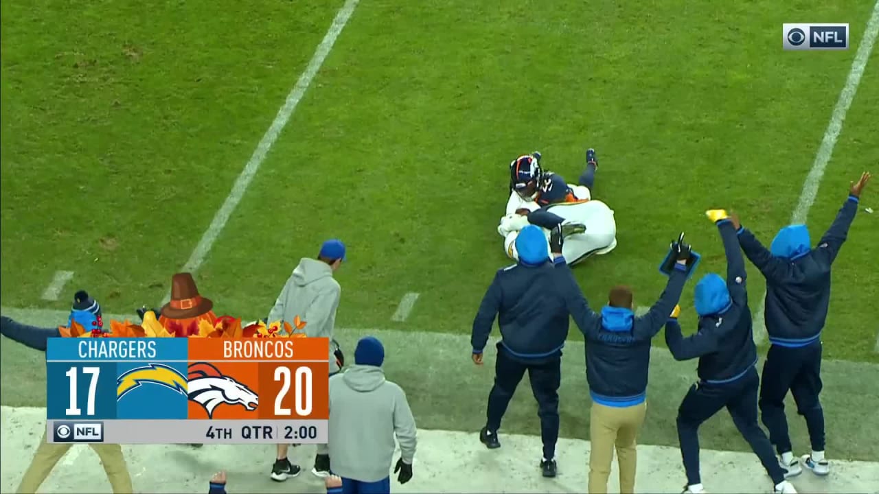 Can't-Miss Play: Mike Williams' wild one-handed catch keeps Bolts alive