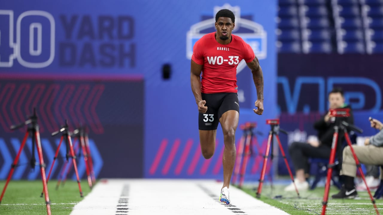 Wide receiver Matt Landers runs official 4.37-second 40-yard dash at ...