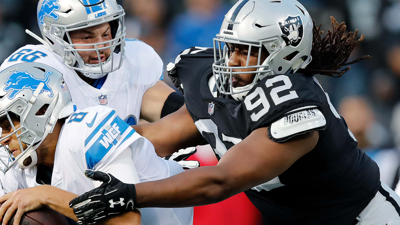 Failed physical cancels P.J. Hall trade to Vikings; Raiders waive DT