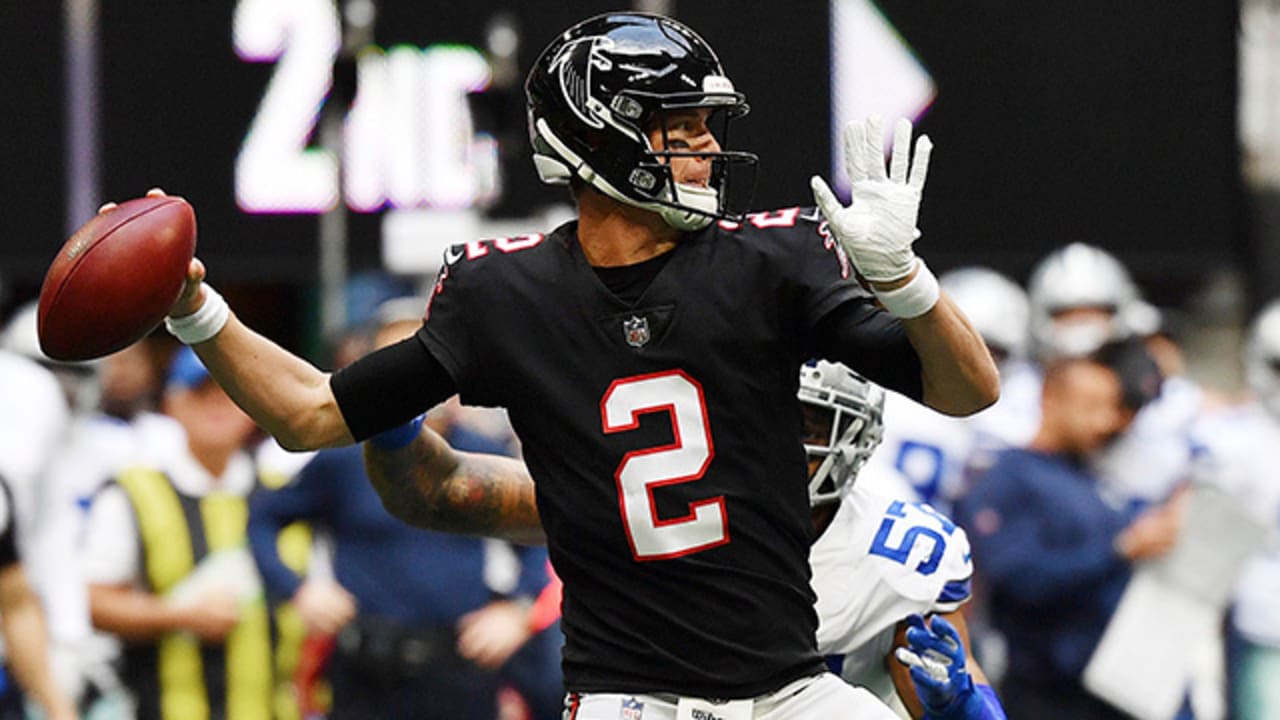 Matt Ryan spins away to throw to Tevin Coleman