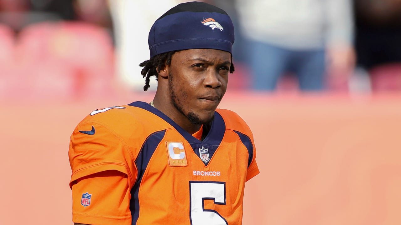 Denver Broncos quarterback Teddy Bridgewater quarterback sneaks in for ...