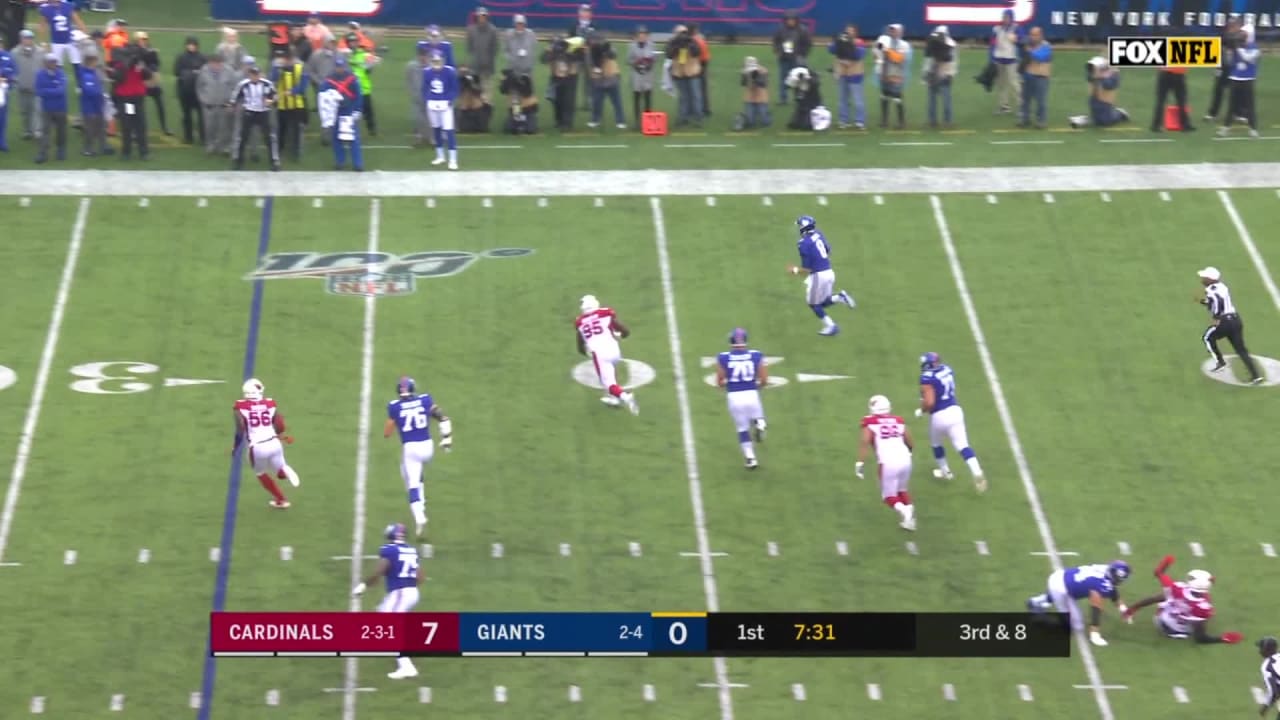 Daniel Jones takes it himself for a first down