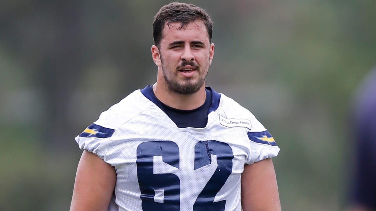 Max Tuerk signs contract with San Diego Chargers