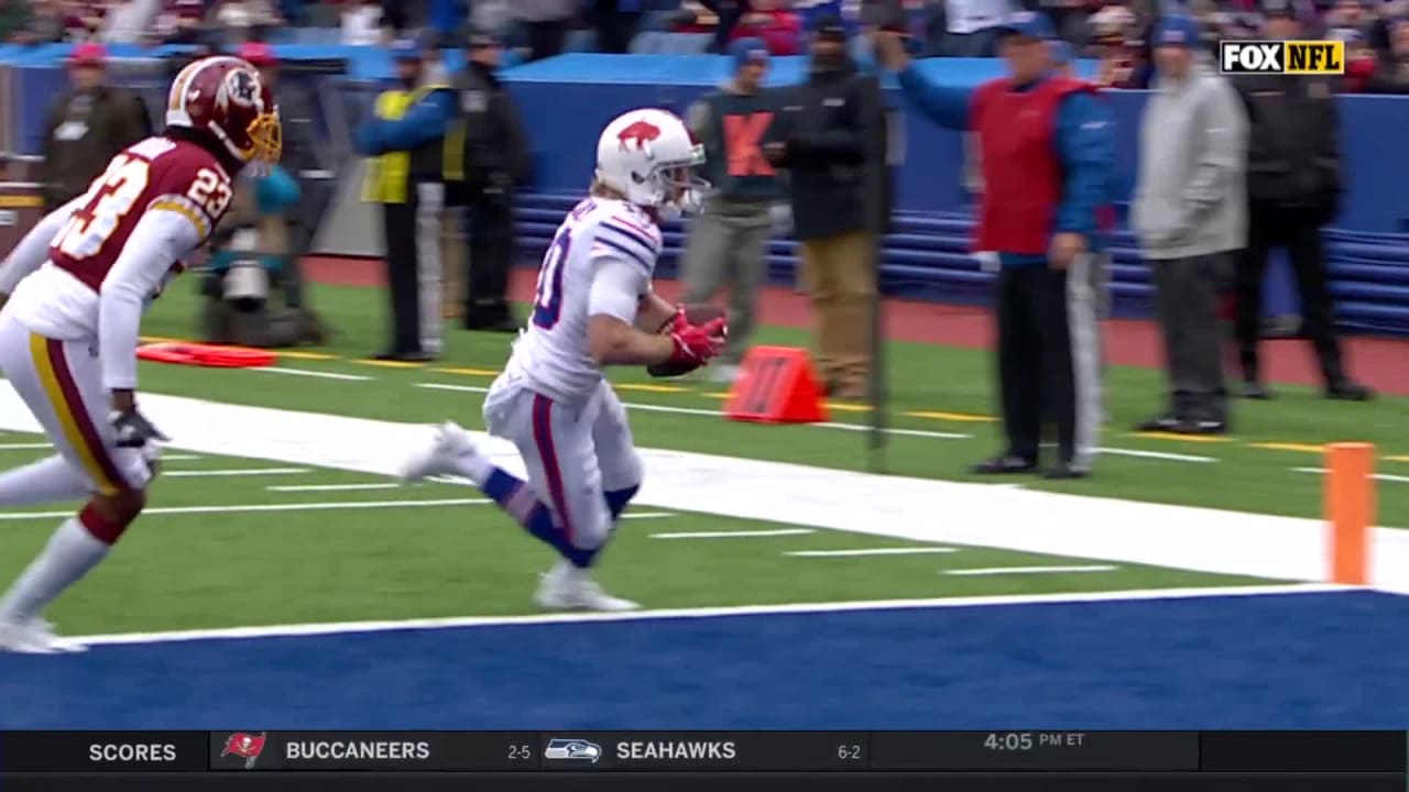 Beasley turns DB around on whip route to cap Bills' opening drive with TD