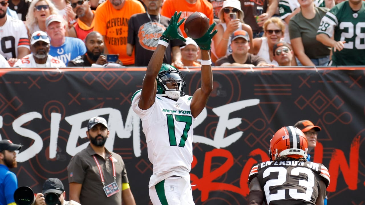 New York Jets wide receiver Garrett Wilson's first NFL TD catch comes ...