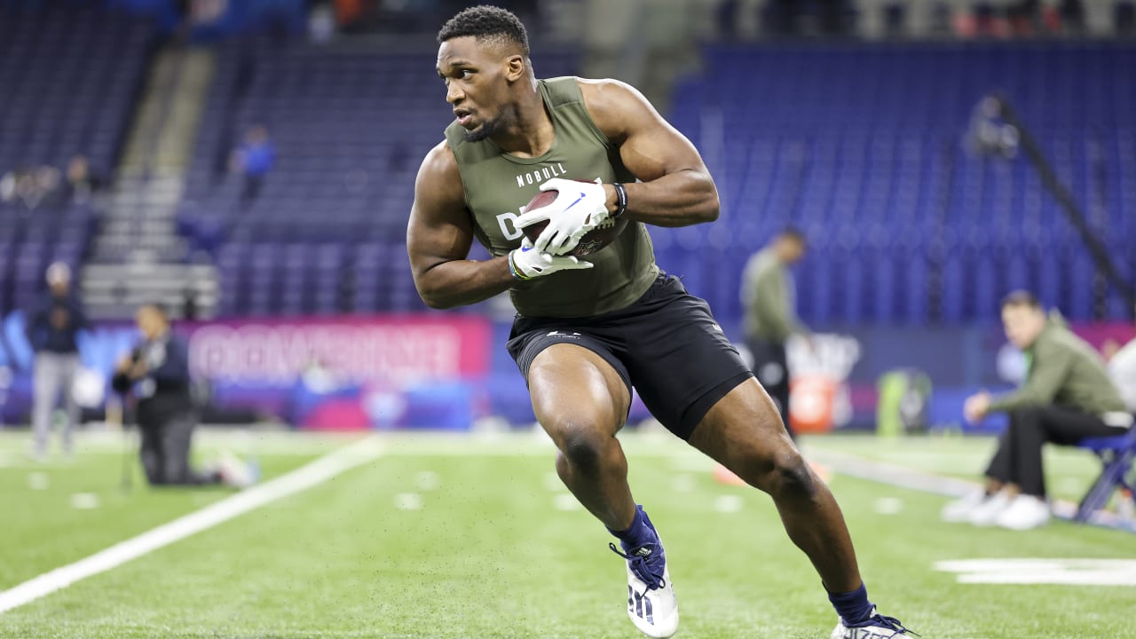 Defensive end Ikenna Enechukwu's 2023 NFL Scouting Combine workout