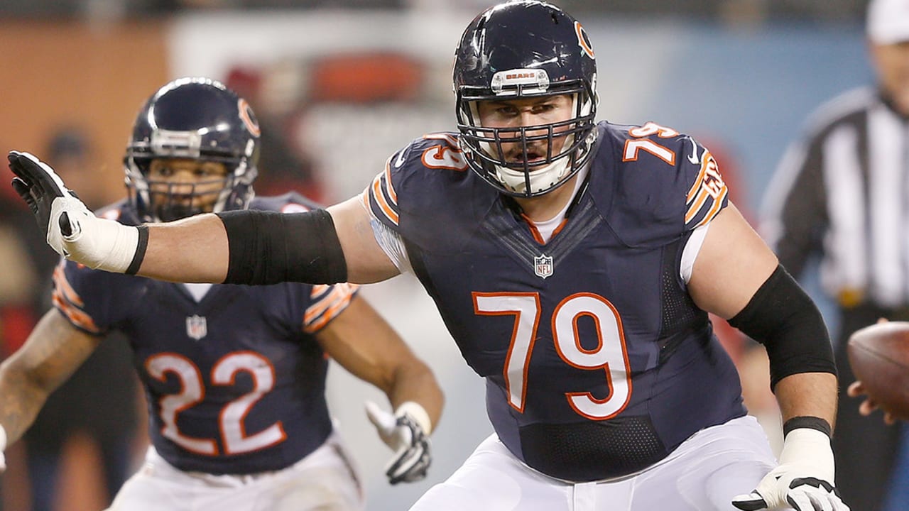 Patriots trade for Bears OG Ryan Groy
