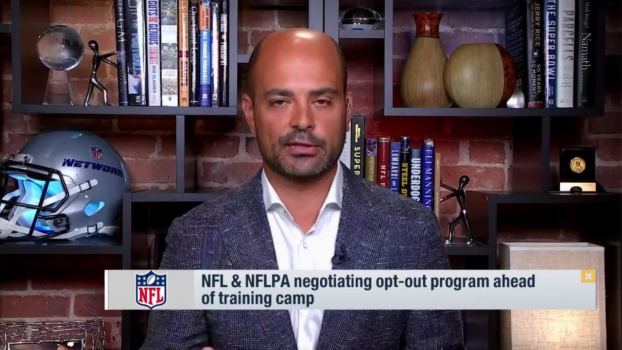 Mike Garafolo: NFL, NFLPA negotiating opt-out program ahead of training camp