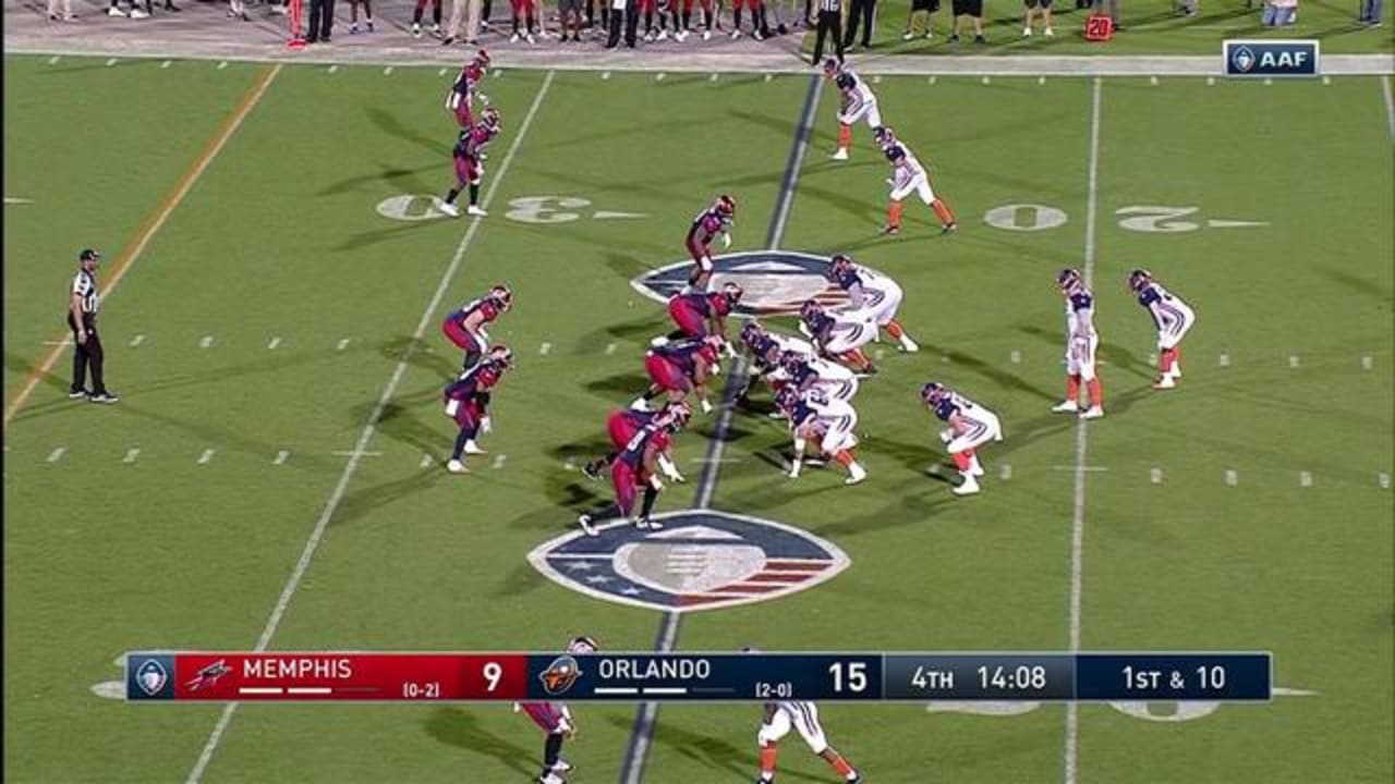 Tip drill! Matt Weiser secures pass after pass deflects off multiple ...