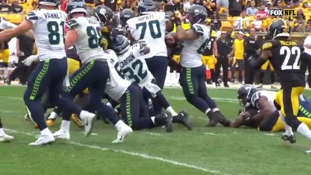 Carson powers through Steelers' D for game-sealing fourth-down pickup