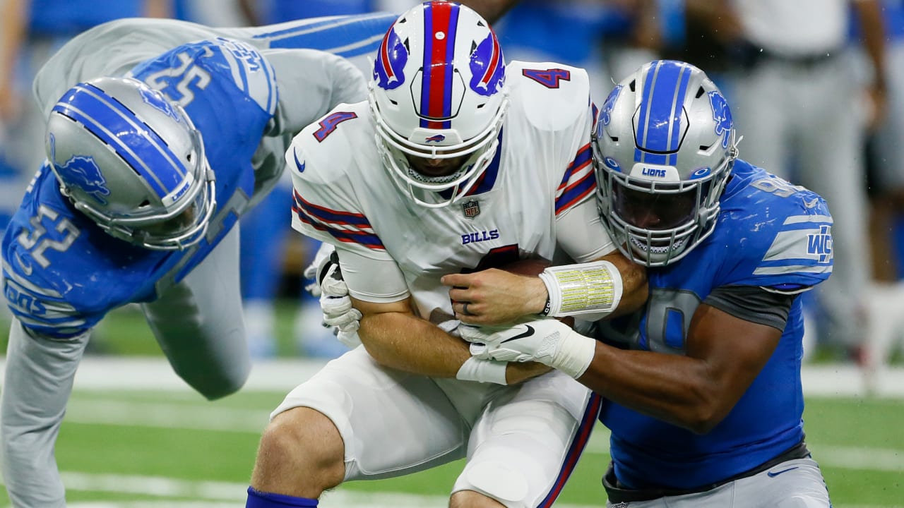 Detroit Lions outside linebacker Julian Okwara drops Buffalo Bills ...