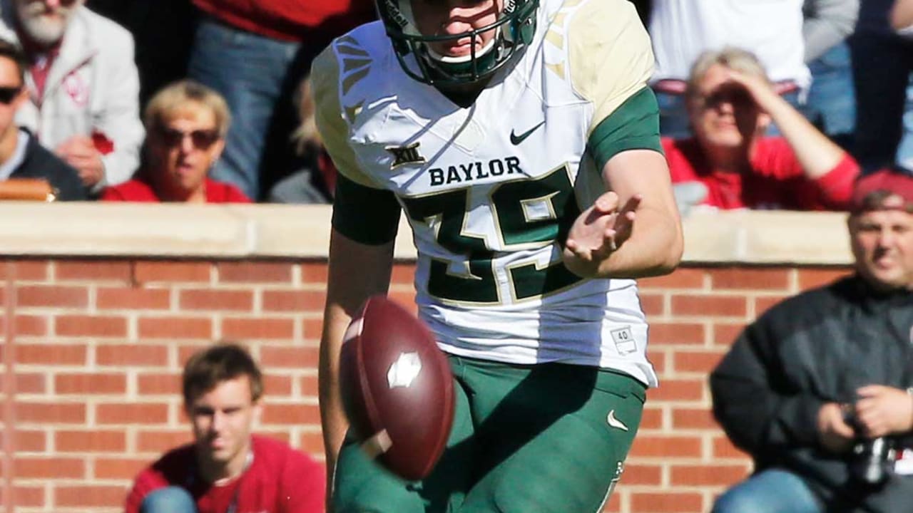 Baylor kicker Spencer Evans connects on 75-yard field goal