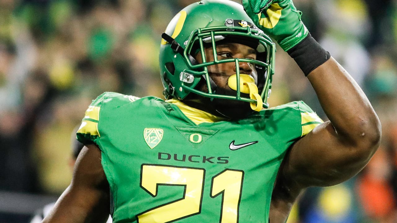 Broncos address RB position, draft Royce Freeman