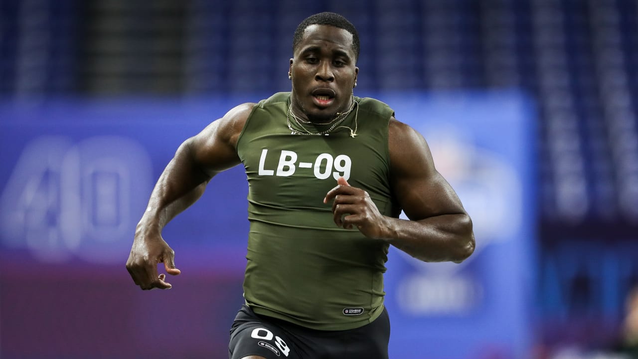 EDGE Derick Hall runs the 40-yard dash at the 2023 NFL Scouting Combine