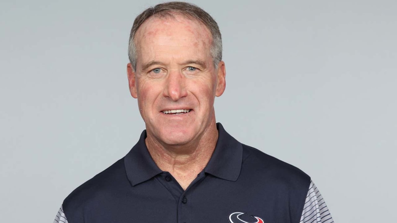 Former Texans assistant coach Jim Bernhardt dies