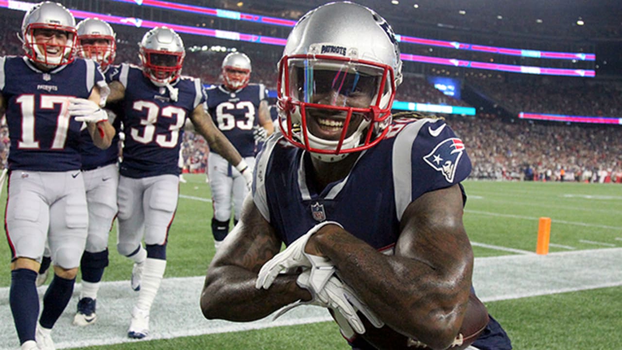 Cordarrelle Patterson shows off moves to score first TD as a Patriot ...
