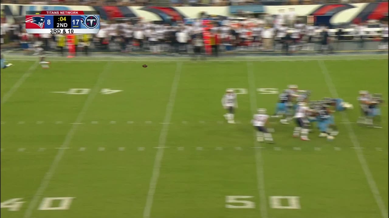 Logan Woodside completes fadeaway throw to Cole Wick for 25 yards