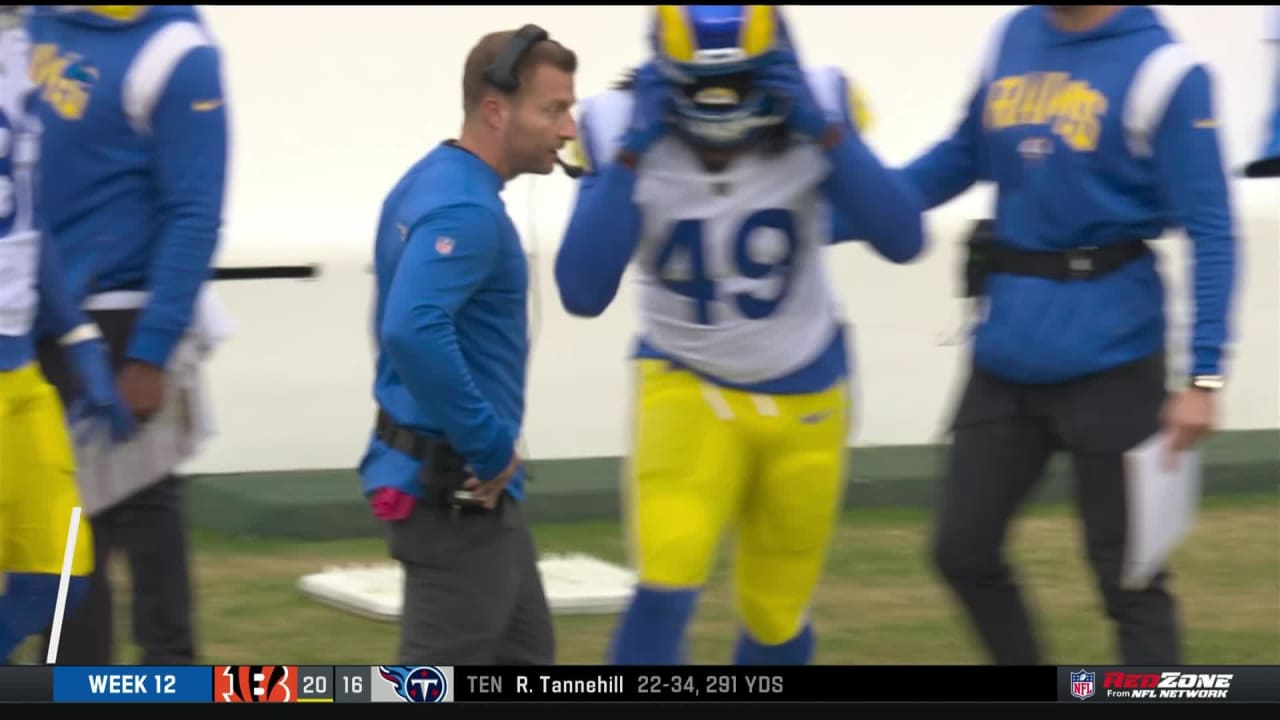 Roger Carter Jr. accidentally shoulder-charges Los Angeles Rams head ...