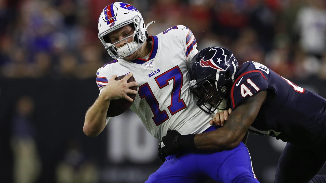 Josh Allen 'learned a lot' from playoff collapse to Texans