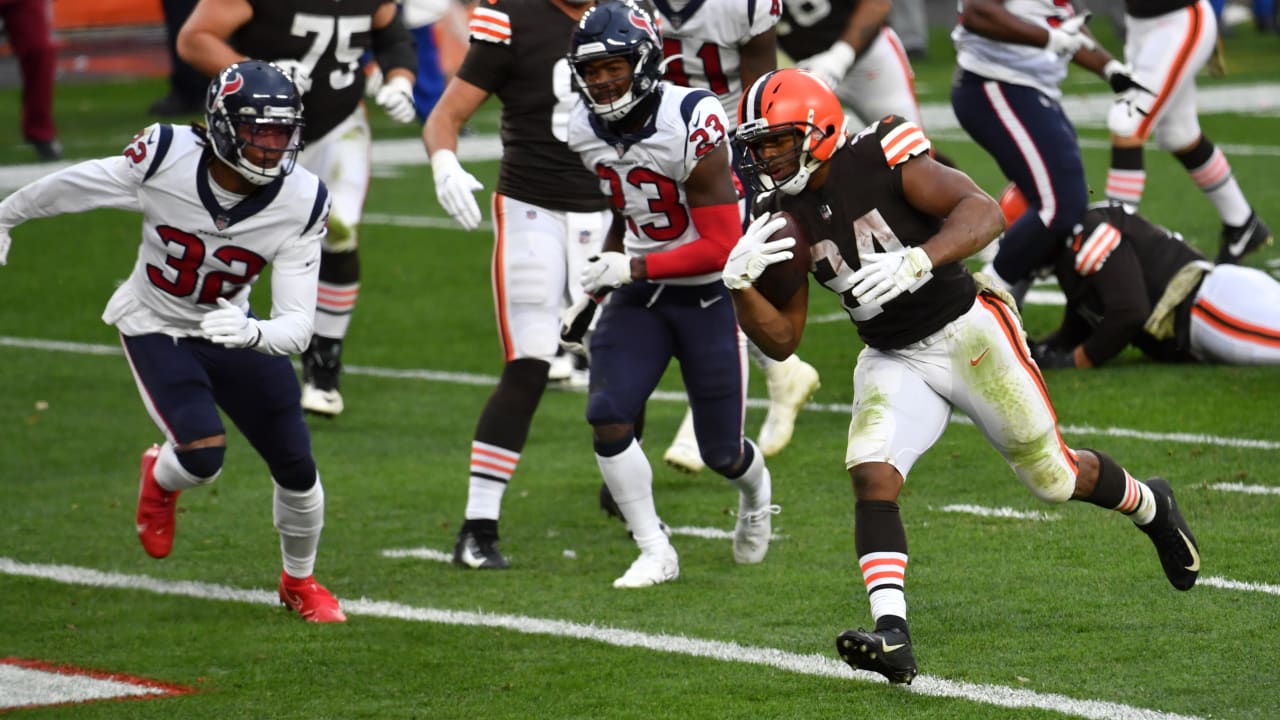 Cleveland Browns running back Nick Chubb's vision is on full display on ...
