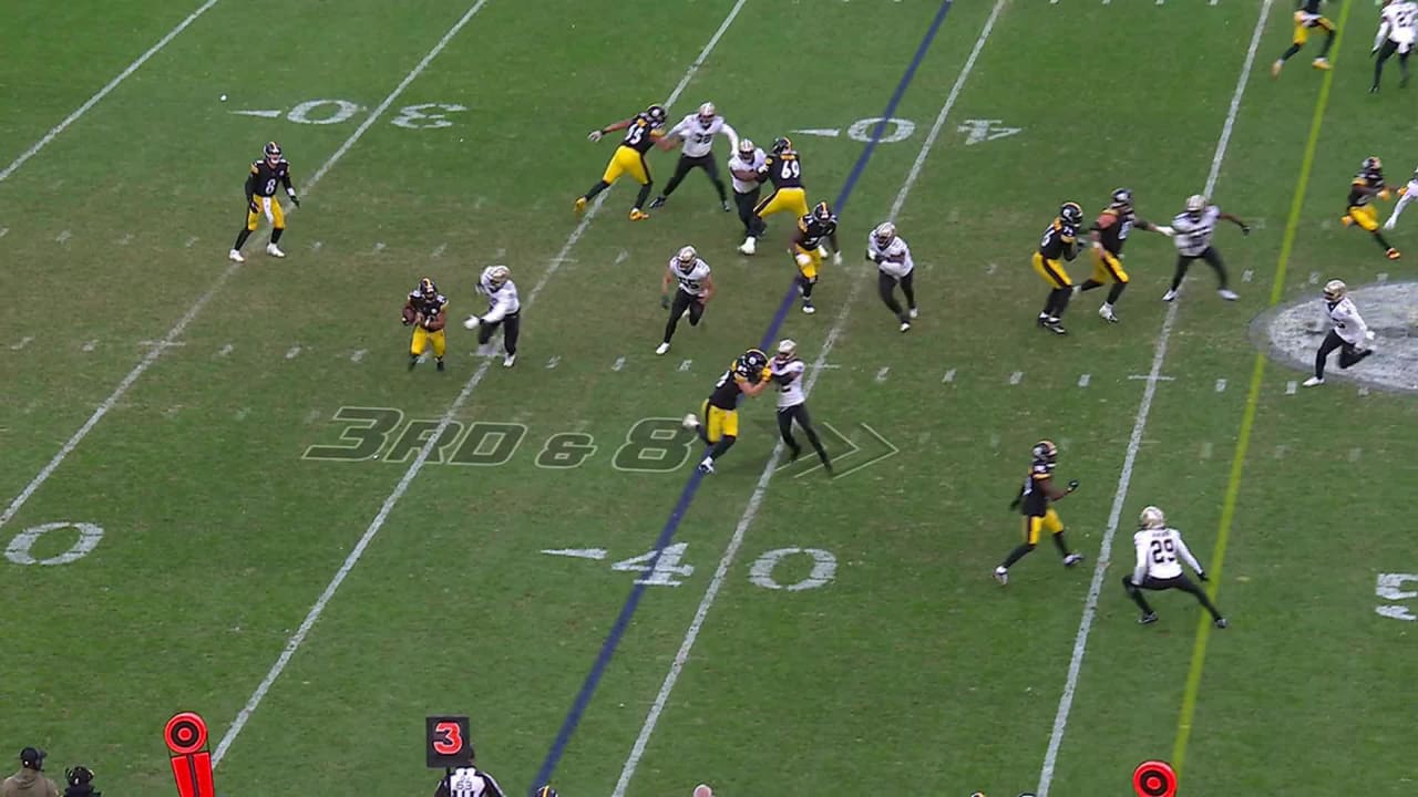 Pittsburgh Steelers running back Jaylen Warren hurdles Saints defender ...