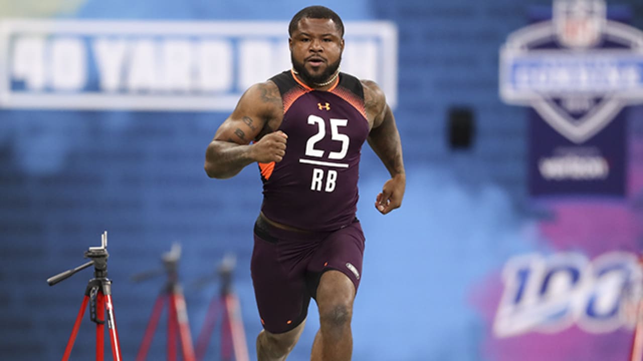 Ohio State running back Mike Weber runs an official 4.47 40-yard dash ...