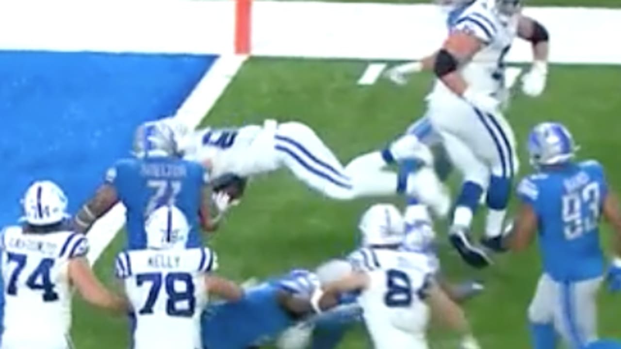Indianapolis Colts tight end Trey Burton extends to turn Wildcat run ...