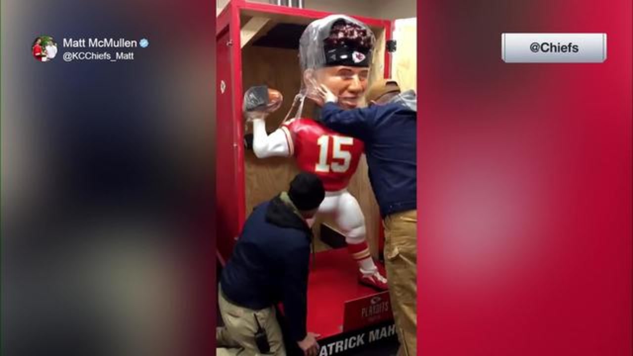 You've never seen a Patrick Mahomes bobblehead like this