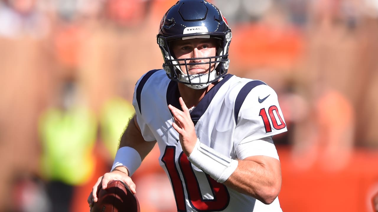 Nfl Networks Tom Pelissero Texans Rookie Quarterback Davis Mills To